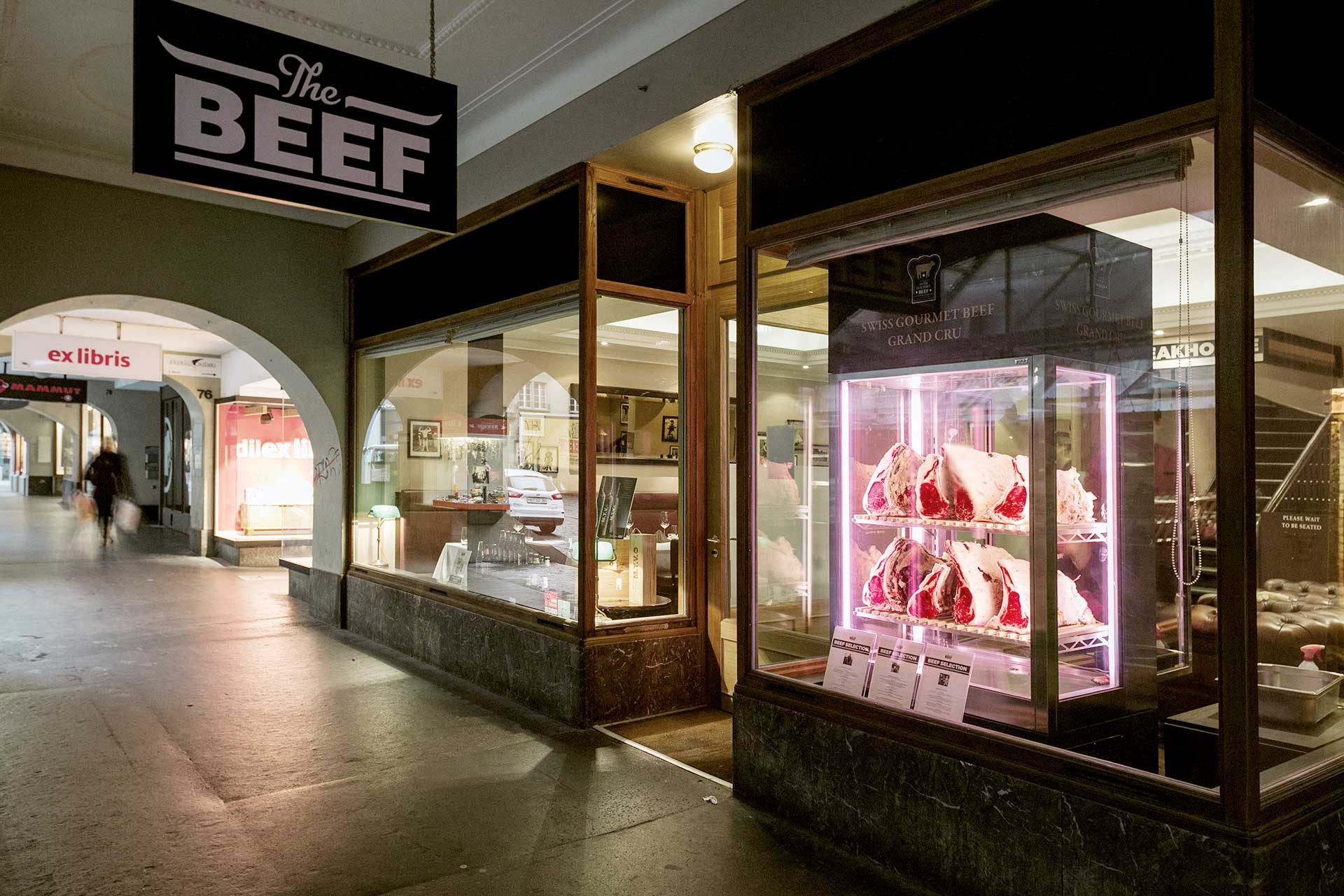 The BEEF Steakhouse & Bar - Bei uns kommt bestes BEEF auf den Grill